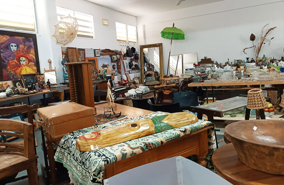 NOS ESPACES - Emmaüs Reunion - Collecte d'objets à domicile | Saint ...