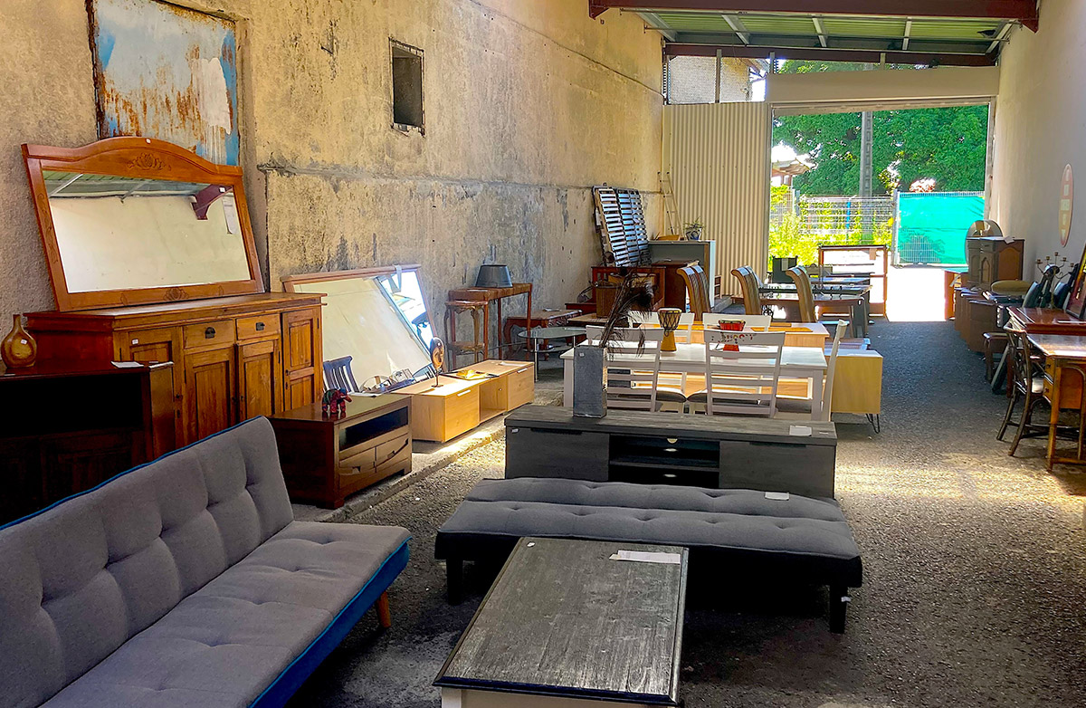 NOS ESPACES - Emmaüs Reunion - Collecte d'objets à domicile | Saint ...